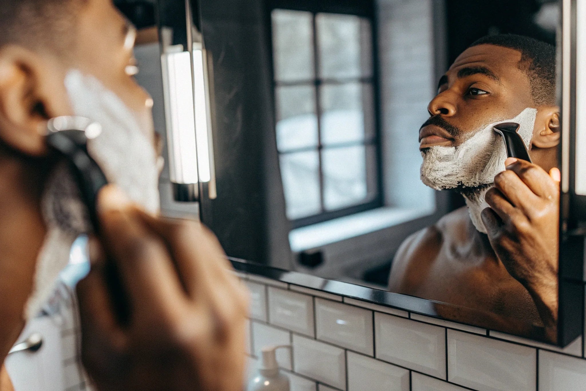 How Does a Foil Shaver Work? Close, Gentle Shaving Explained